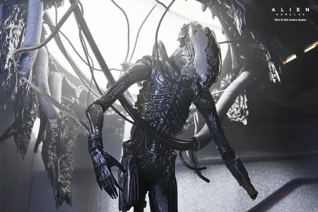 Alien: Romulus Suspended Lab Xenomorph XX121 Deluxe – GEEKLOVEPH TOY STORE