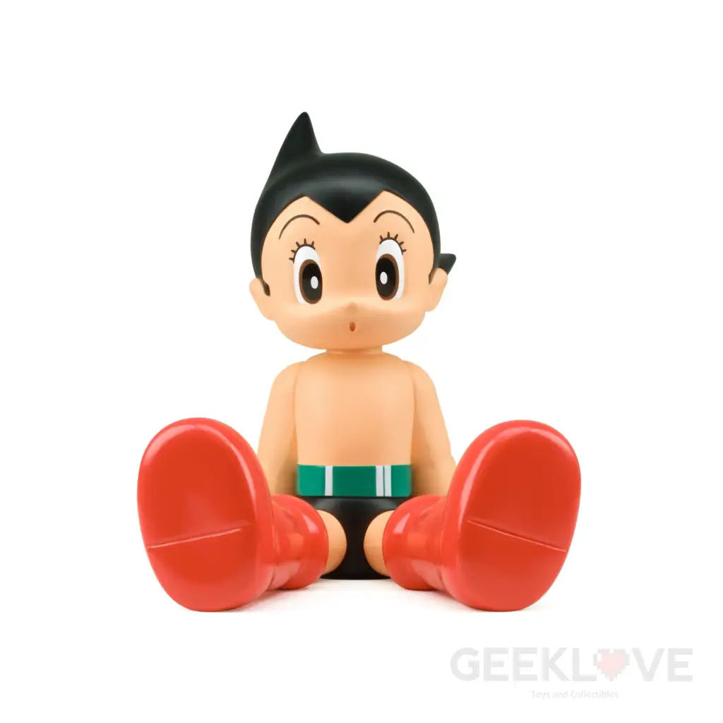 ASTRO BOY SITTING (95mm) – GeekLoveph