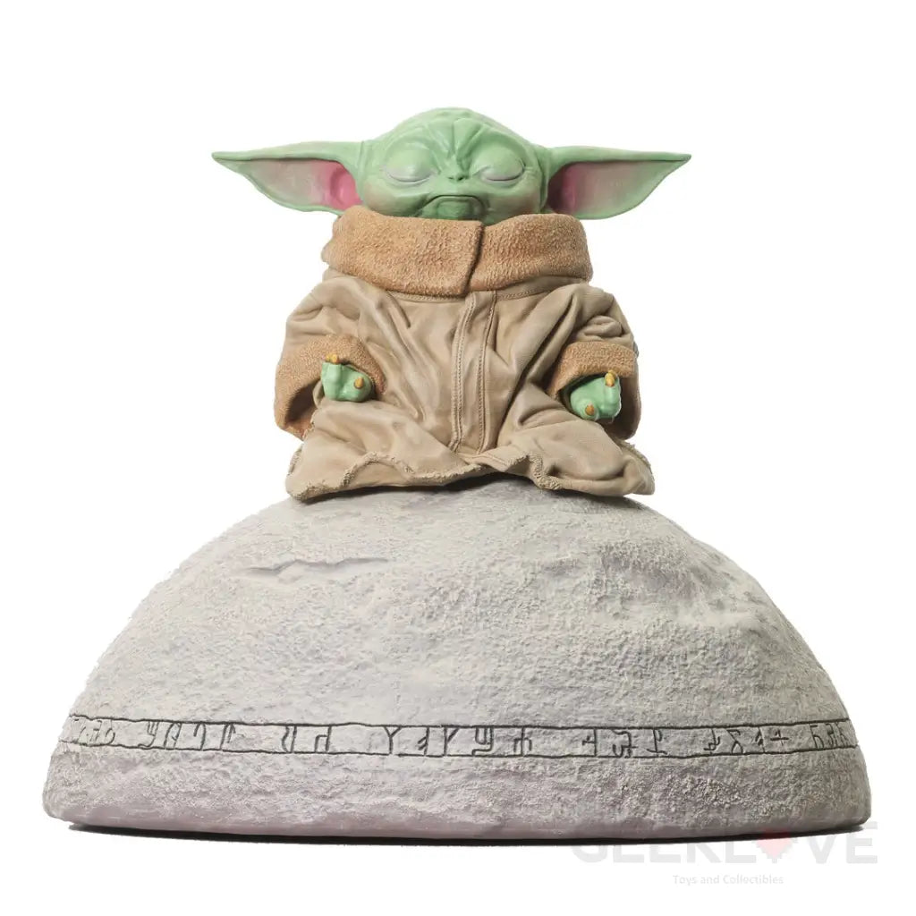 Grogu on Seeing Stone 1/6 Scale Statue Diamond Select – GEEKLOVEPH TOY ...