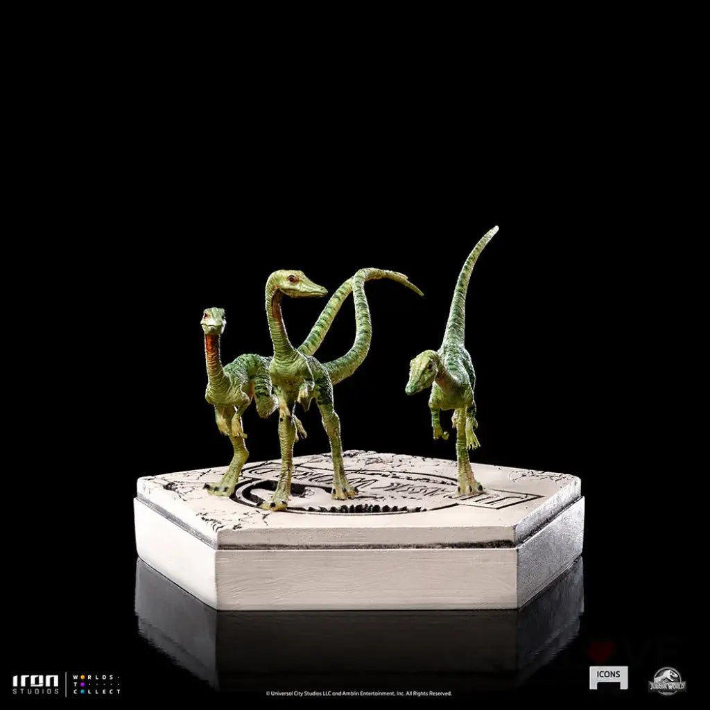 Jurrasic World Icons Compsognathus Iron Studios – GEEKLOVEPH TOY STORE