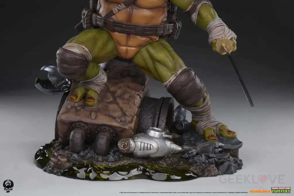 Leonardo 1/3 scale – GeekLoveph