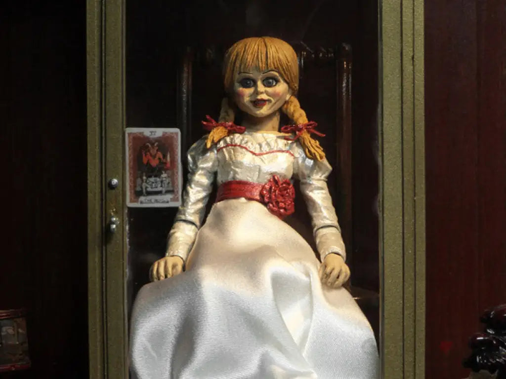 NECA: Annabelle Comes Home - Ultimate Annabelle NECA – GEEKLOVEPH TOY STORE
