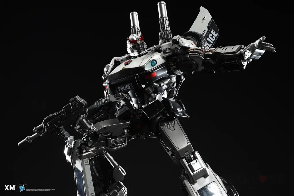 Prowl 1/10 Scale XM Studios – GEEKLOVEPH TOY STORE