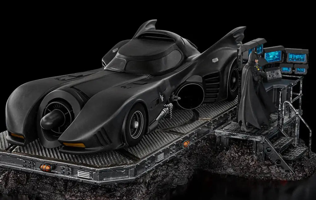 The Flash Movie - Batmobile 1/10 Art Scale Figure Iron – GEEKLOVEPH TOY ...