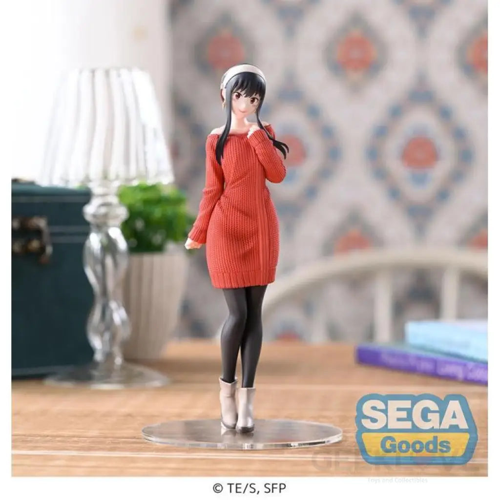 Yor Forger Plain Clothes PM Figure Sega – GEEKLOVEPH TOY STORE